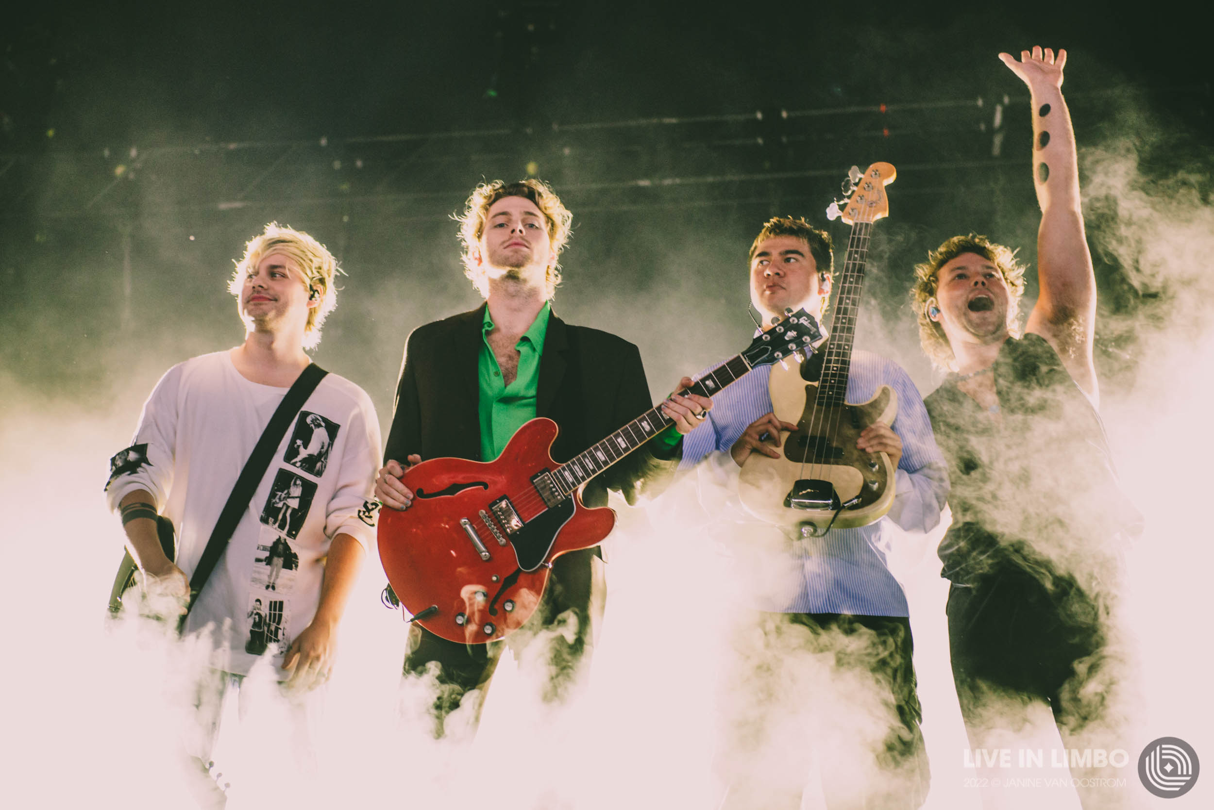 5 Seconds Of Summer With Pale Waves At Budweiser Stage Concert Reviews